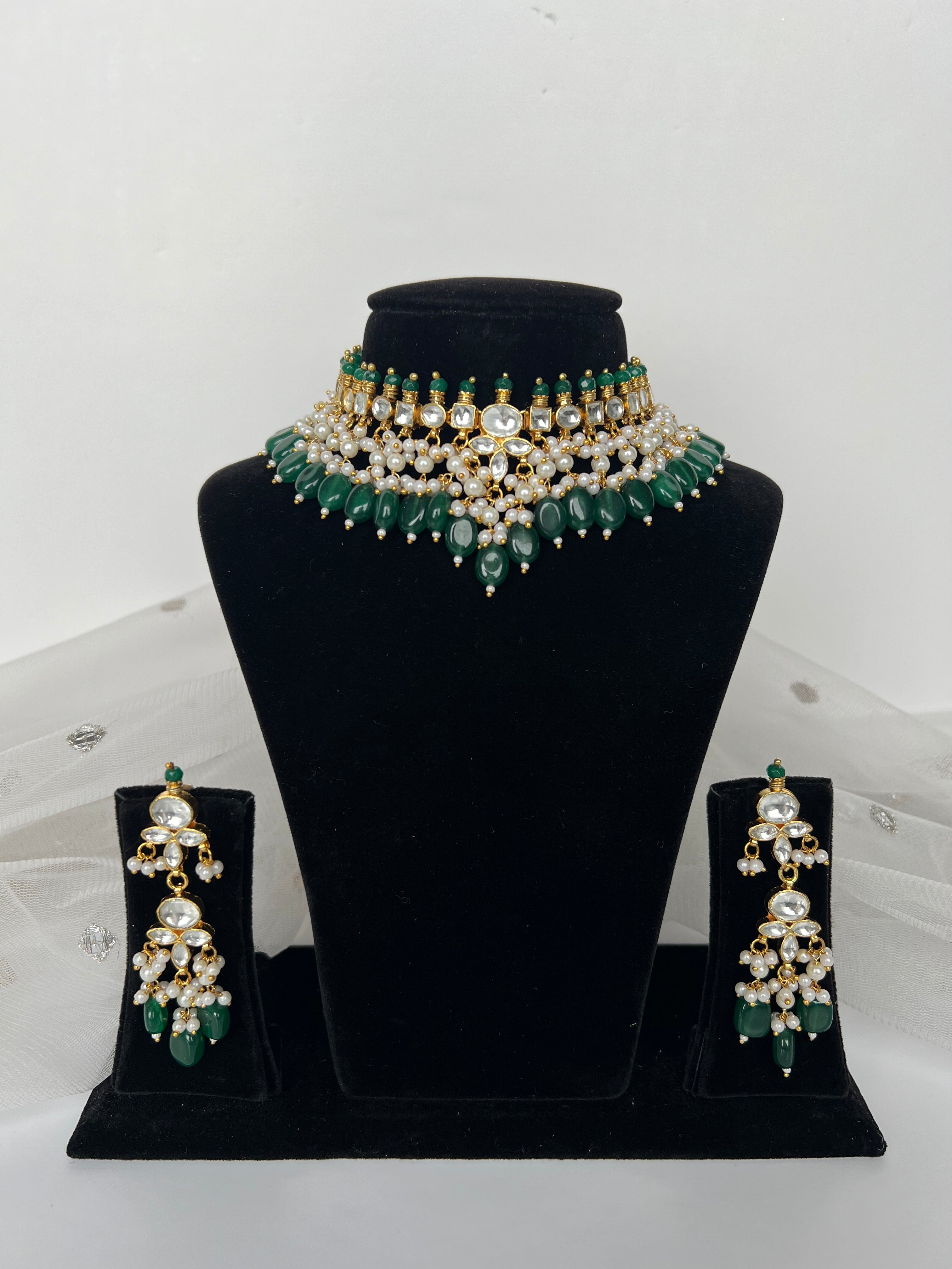 Emerald Green Kundan Set – Lush Jewelry Studio